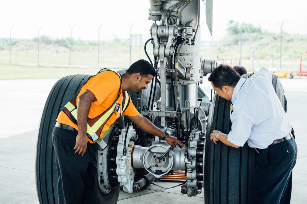 Outsourcing Aircraft Maintenance – What, Why, How? - Dviation - We get ...